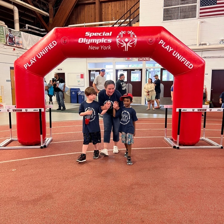 Live Feed | Van Corlaer Elementary School